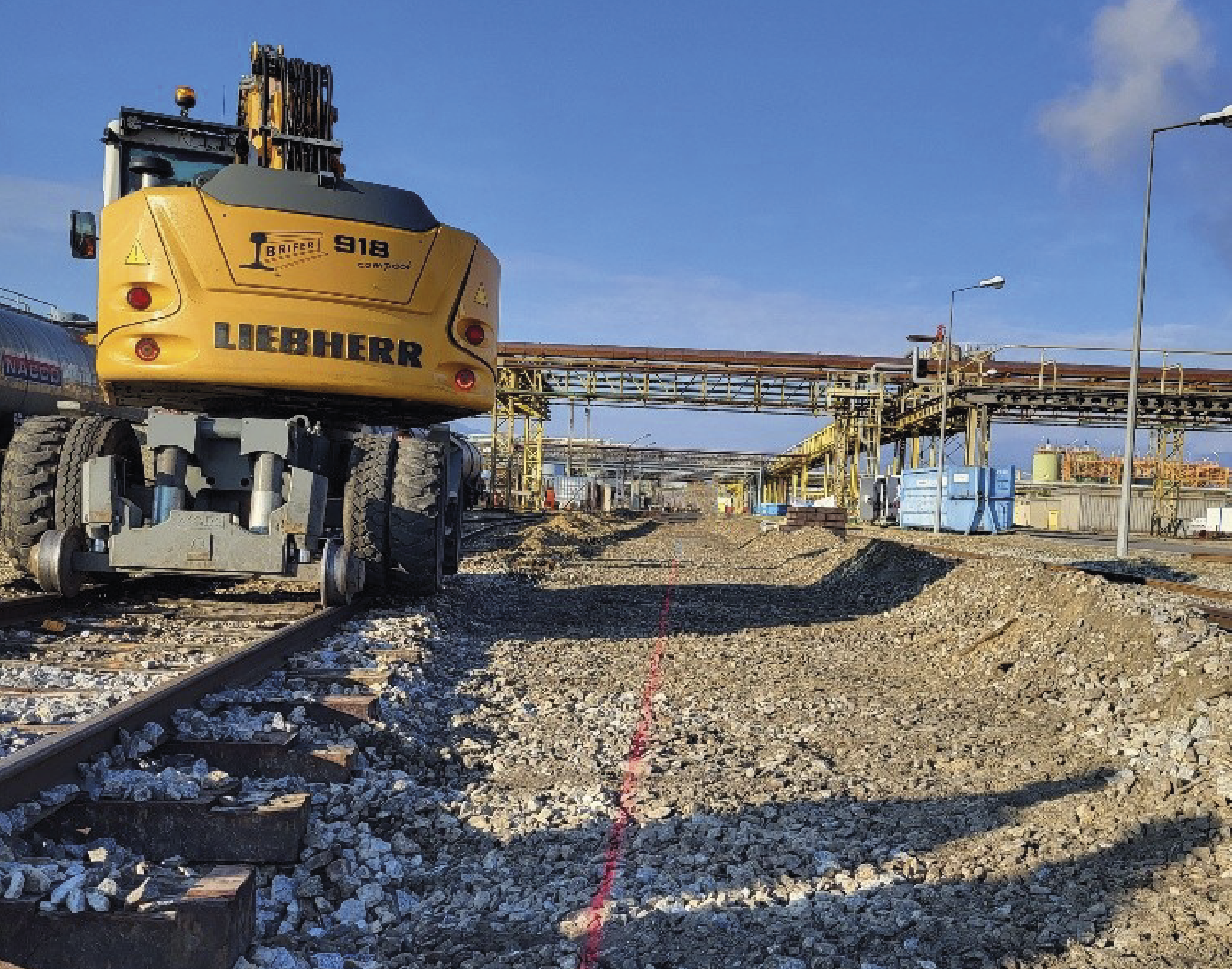 Recrutement conducteur pelle rail route - Société BRIFER